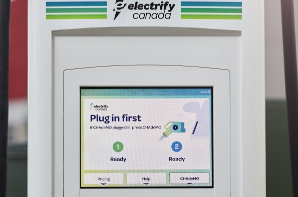 Electrify Canada and Toronto Premium Outlets Announce First Electric Charging Site - Electrify ...